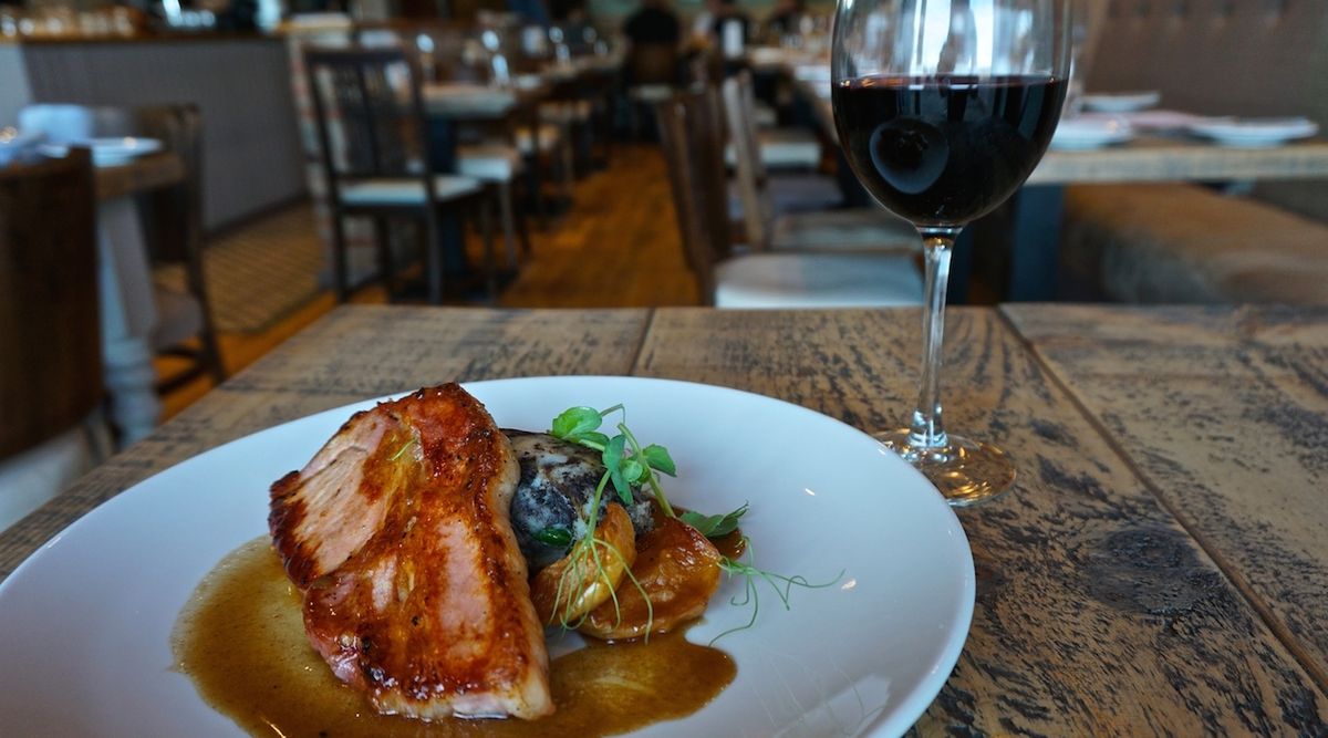 Posh Dinner for 2 - Hinnies Restaurant