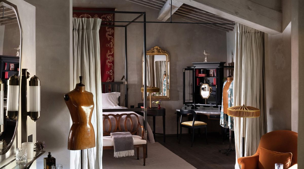 A Reschio Stay with Breakfast Included - Castello Di Reschio