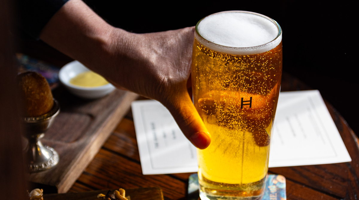 A Pint of Hawkstone Freedom Lager - The Hinds Head