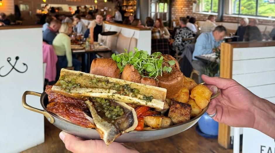 Indulgent Sunday Sharing Roast Experience - The Longstore