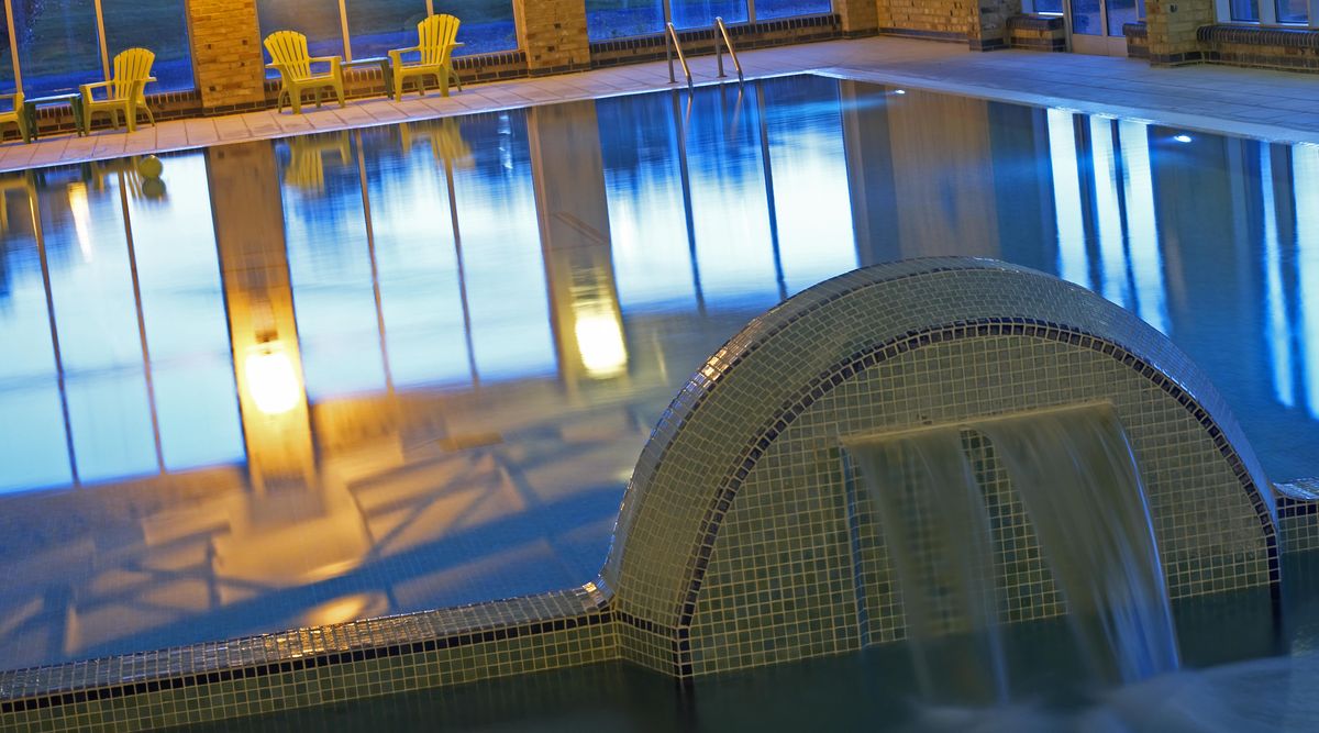 Dip & Dine for two - Cottingham Parks Golf & Leisure Club