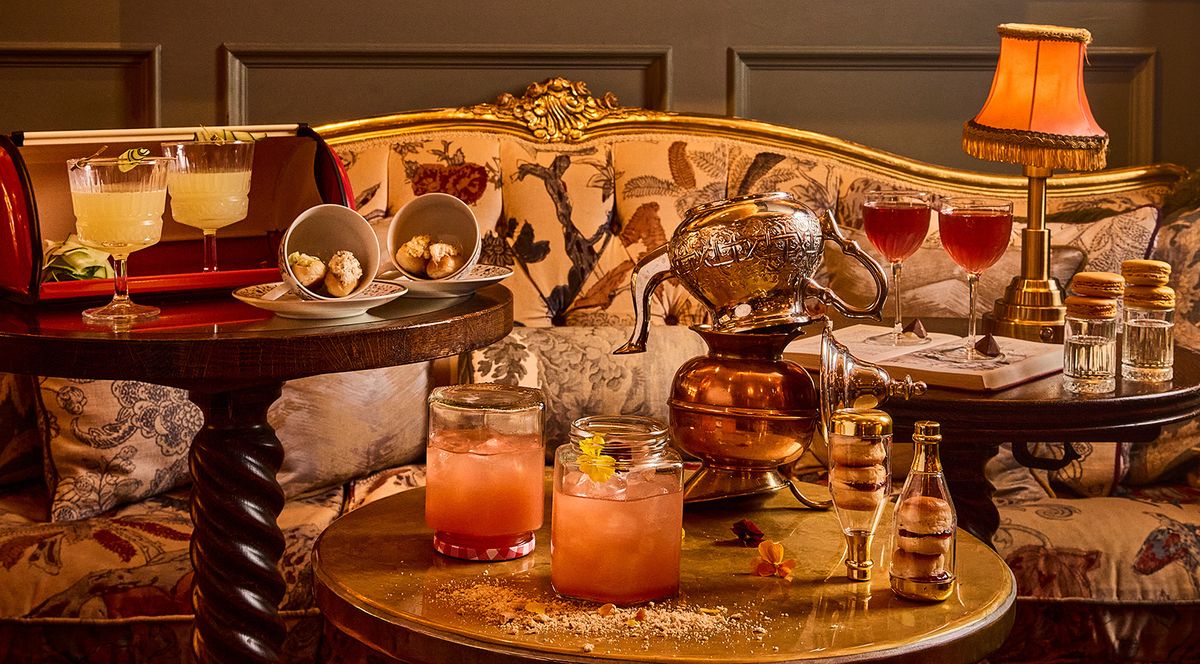 Mr Fogg's Topsy Turvy Tea in Soho